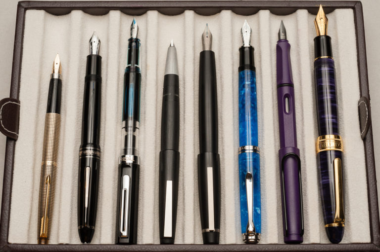 Review: Conid Minimalistica, Delrin, EF Titanium Nib – Hand Over That Pen