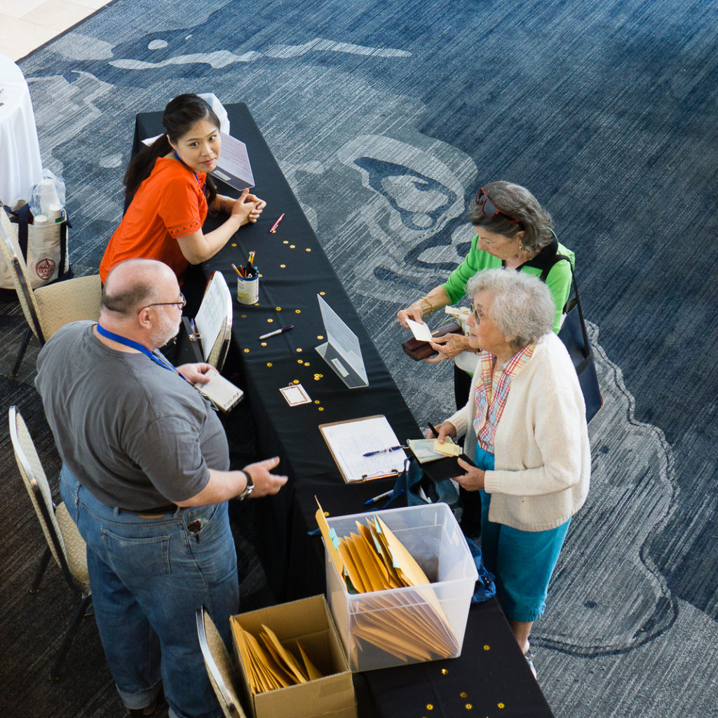 2017 SF Pen Show Report: Franz (Part 1) – Hand Over That Pen