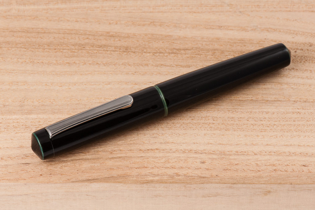Nakaya Piccolo (Ao-Tamenuri, Soft Medium CI) – Hand Over That Pen